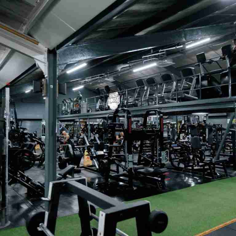 10 Killer Bodybuilding Gyms In The UK - Best In Britain