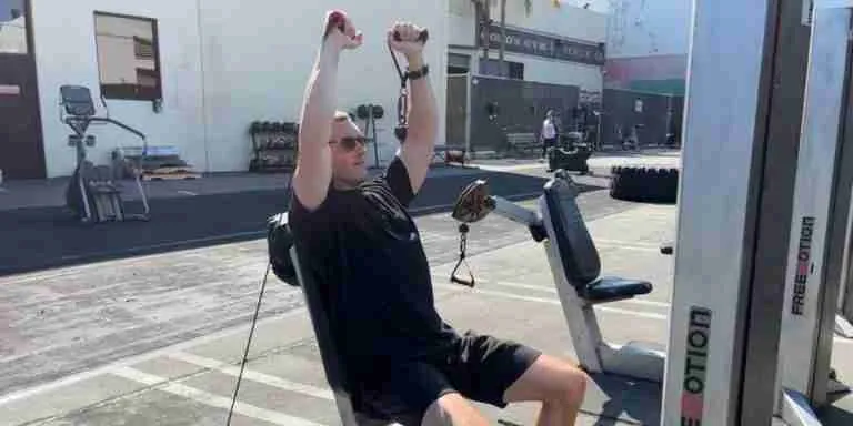 Best Total Body Machine Workout For All – Barbells Abroad